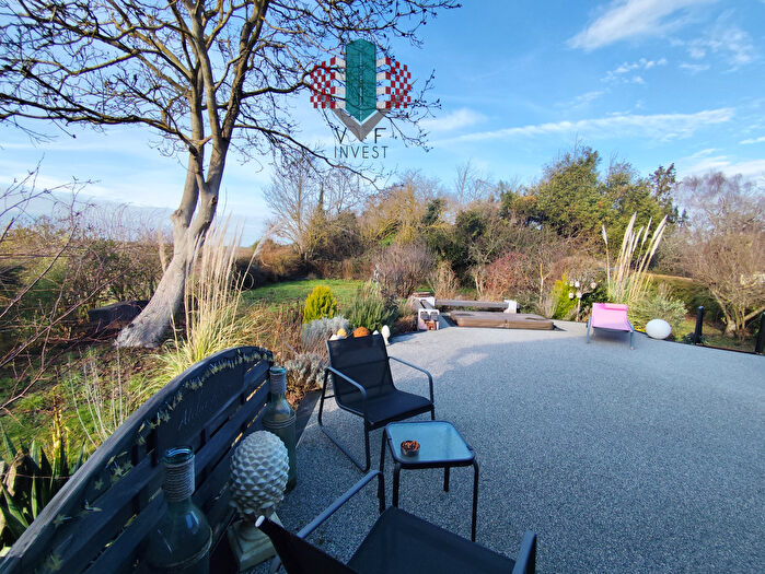 Maison à vendre - Pacy-sur-Eure - 6 pièces - 4 chambres