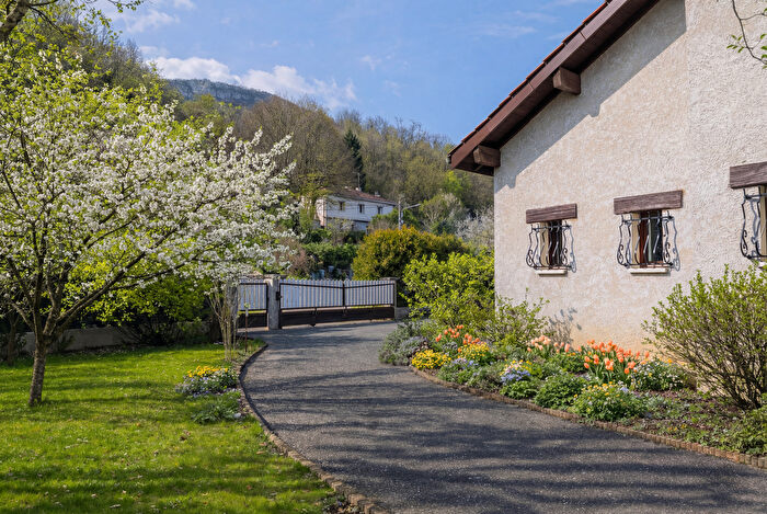 La Buissière : Maison 7 pièces à vendre