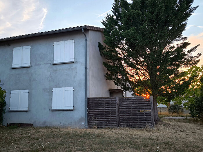 Maison à vendre - Vacquiers - 4 pièces - 3 chambres