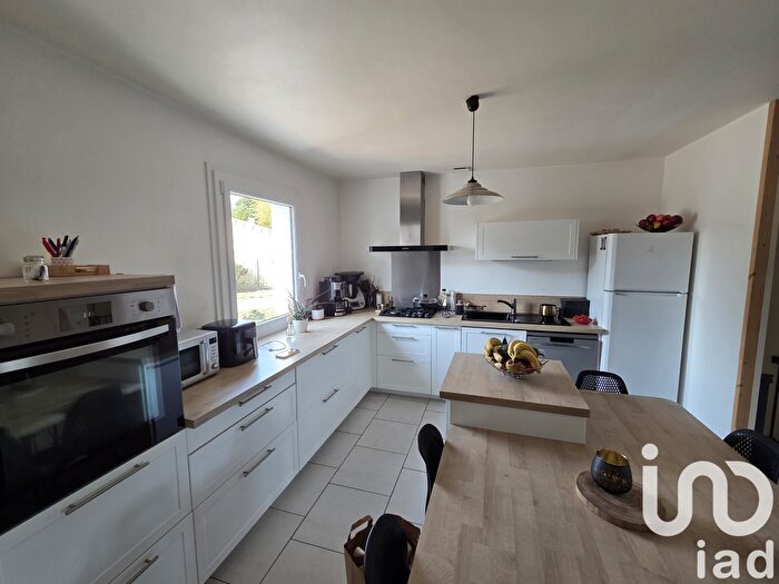 Maison à vendre - Saint-Aignan-Grandlieu - 5 pièces - 4 chambres