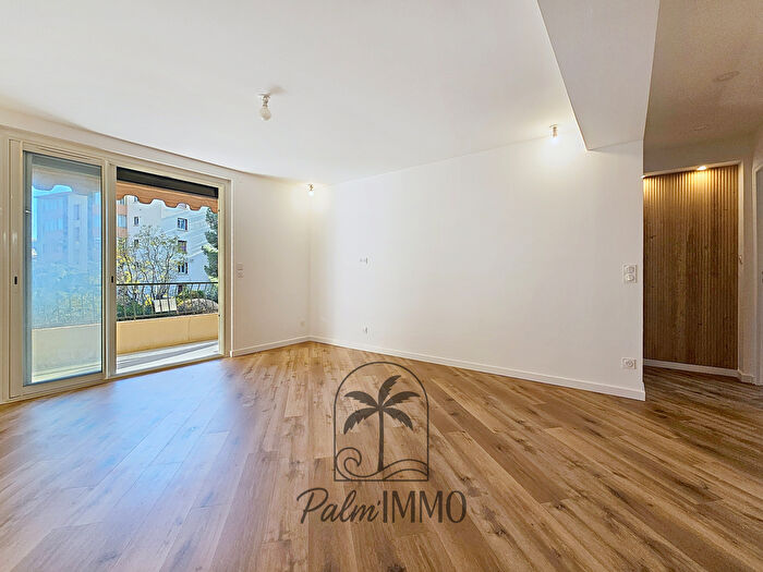 Appartement à vendre - Six-Fours-les-Plages, Les Lones, Bucarin, Fort, Les Playes - 3 pièces - 2 chambres