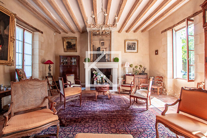 Cornillé-les-Caves : Maison 7 pièces à vendre