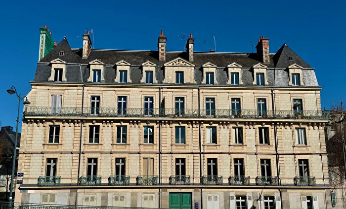 Appartement à vendre - Quartiers Centre, Centre-ville - 5 pièces - 3 chambres