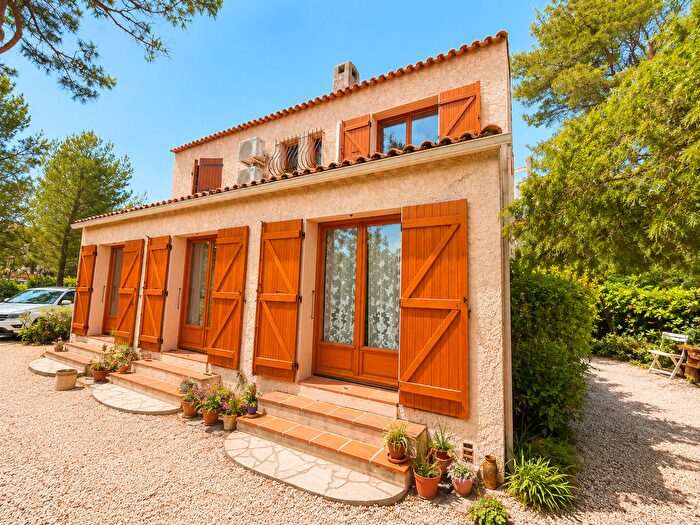 Maison 5 pièces à vendre à Saint-Mandrier-sur-Mer
