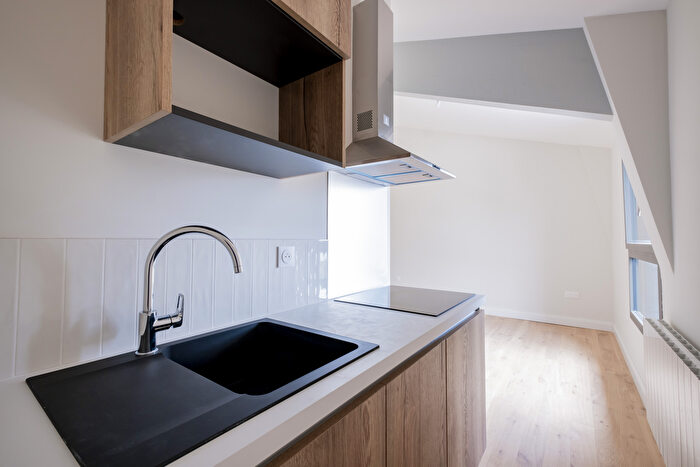 Appartement à louer - Dax, Centre-ville, Saint-Vincent - 1 pièce - 1 chambre