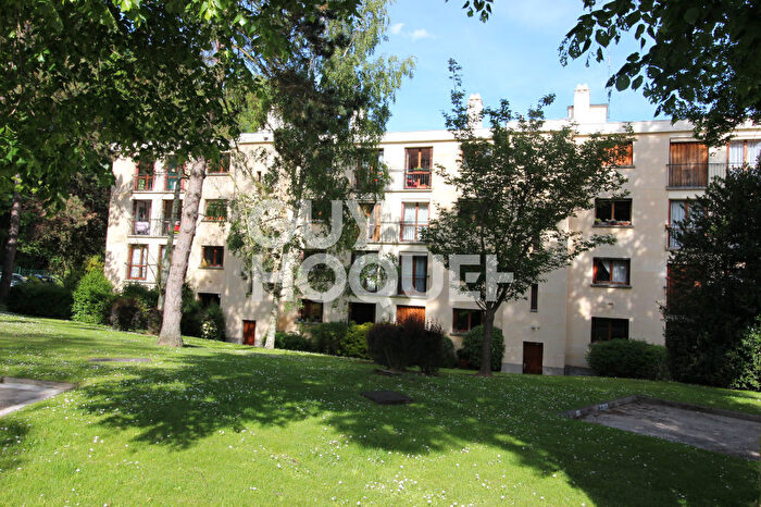 Chaville, Petits Bois : Appartement 4 pièces à vendre