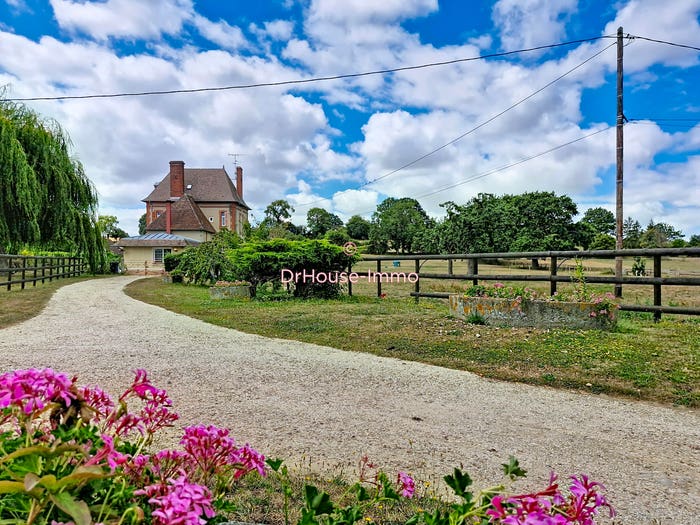 Maison 7 pièces à Biéville-Quétiéville, à vendre