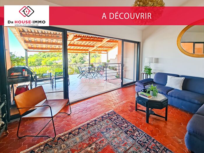 Maison à vendre - Villeneuve - 9 pièces - 8 chambres