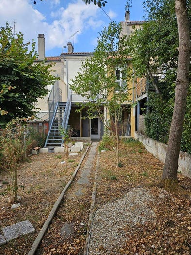 Maison 4 pièces à Champ de Mars-Bussatte-Victor Hugo, Angoulême, à louer