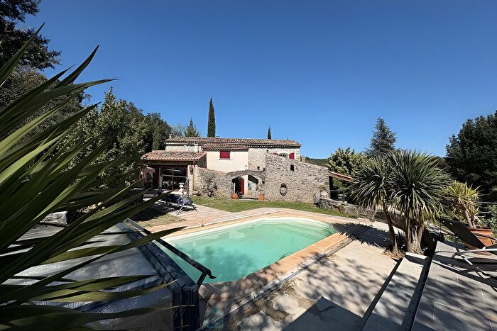 Maison 7 pièces à Rousson, à vendre