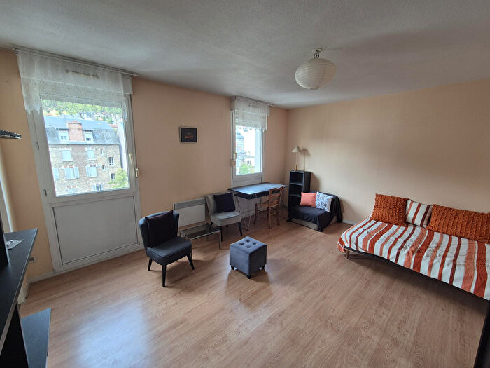 Tulle, Gare, Rive Gauche, Condamines, Marquisat : Appartement 1 pièce à louer