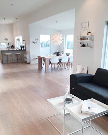 Appartement à vendre - Ambilly - 3 pièces - 2 chambres