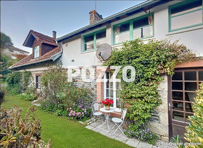 Maison 6 pièces à Saint-Jean-le-Thomas, à vendre