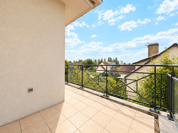 Appartement 2 pièces à vendre - Mantes-la-Jolie, Gassicourt
