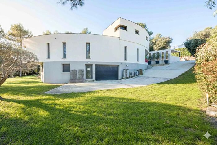 Maison à vendre - Saint-Gély-du-Fesc - 9 pièces - 7 chambres