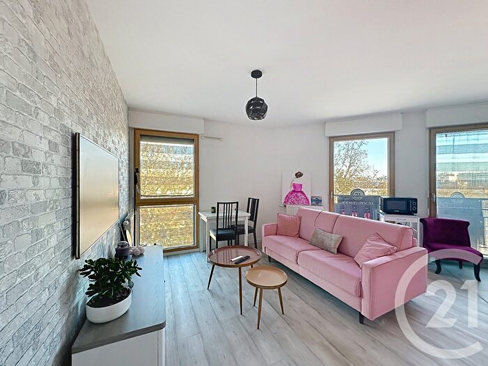 Appartement à vendre - Thiais, Pavé de Grignon - 2 pièces - 1 chambre