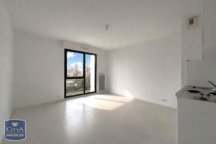 Appartement à louer - Saint-Nazaire, Saint-Marc - 1 pièce