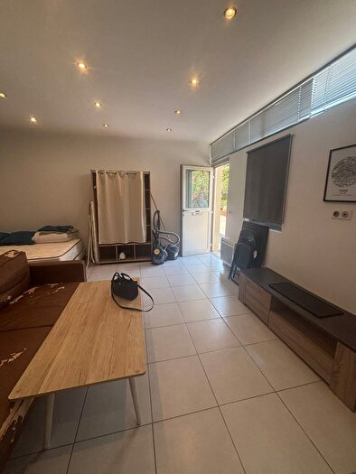 Appartement à louer - Vallauris - 1 pièce