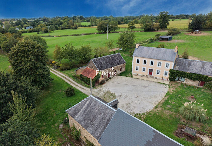 Saint-André-de-l'Épine - Maison 6 pièces à vendre