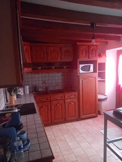 Maison à louer - Saint-Ouen-de-Mimbré - 5 pièces - 3 chambres