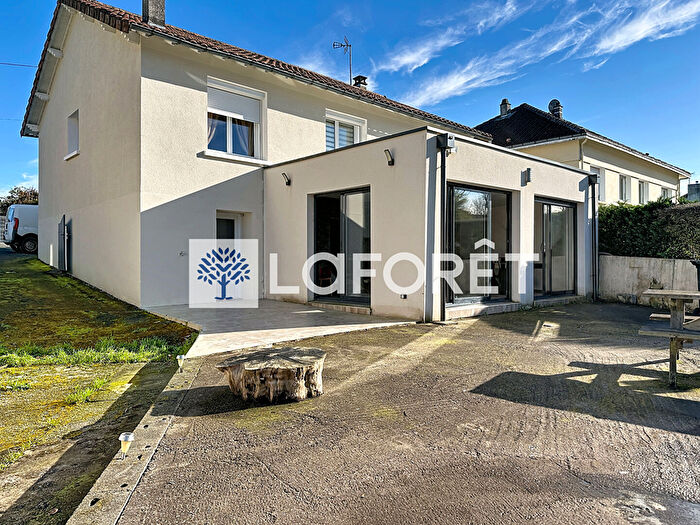 Maison à vendre - Moncoutant - 4 pièces - 3 chambres