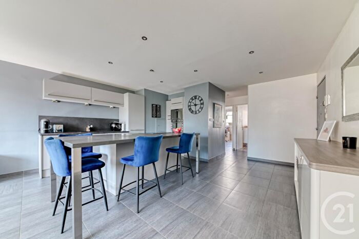 Appartement à vendre - Villeurbanne, Zola, Pressence - 4 pièces - 3 chambres