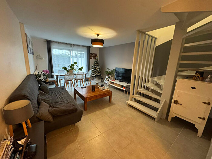 Maison à louer - Poitiers, Saint-Eloi, Breuil, Mingot - 5 pièces - 4 chambres