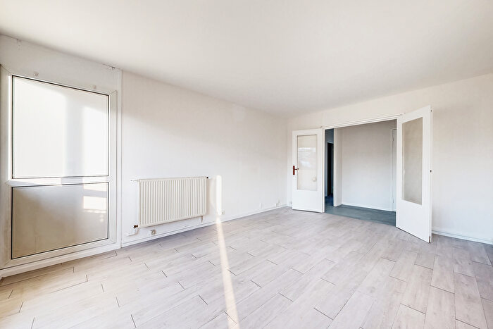 Appartement à vendre - Longjumeau, Gare, Marché - 4 pièces - 3 chambres