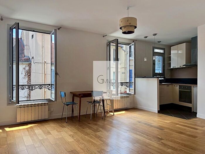 Nanterre, Centre-ville : Appartement 3 pièces à vendre