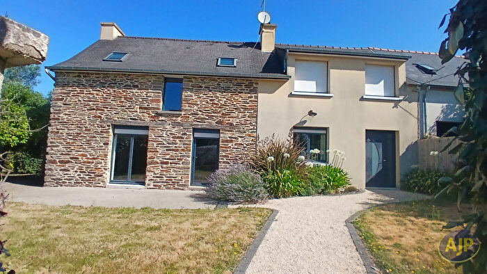 Maison 5 pièces à louer à Bain-de-Bretagne
