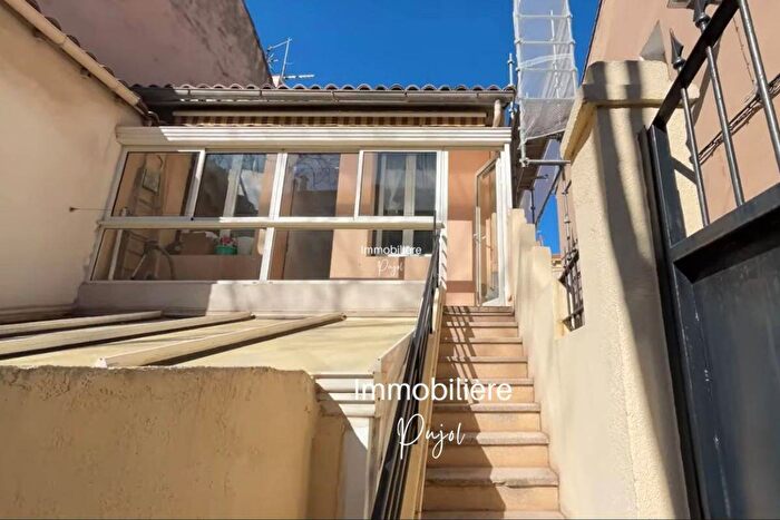 Appartement à louer - Palais de Justice, Marseille ème arrondissement - 3 pièces - 2 chambres