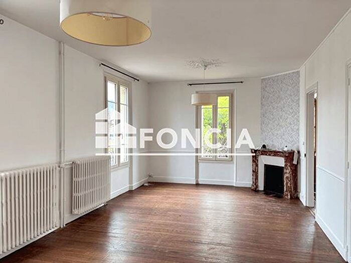 Maison à louer - Étréchy - 5 pièces - 4 chambres