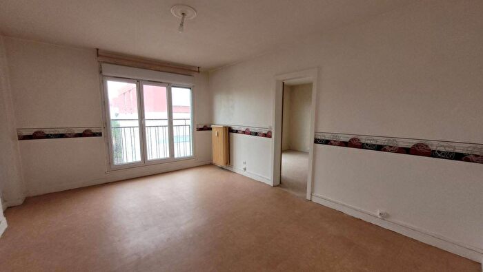 Appartement 3 pièces à louer - Cité Bretonnie-Chatelet-Favieres-Conches, Montluçon