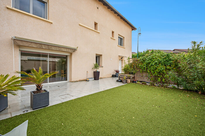 Maison à vendre - Saint-Pierre-de-Chandieu - 5 pièces - 4 chambres