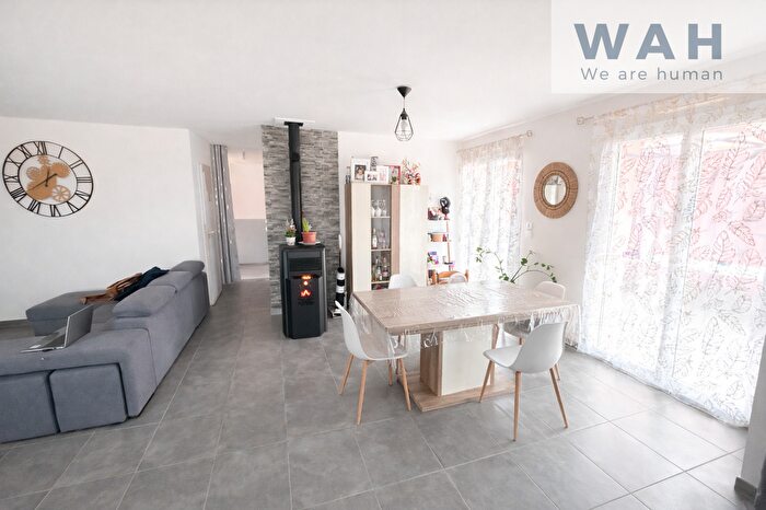 Maison à vendre - Vergèze - 4 pièces - 3 chambres