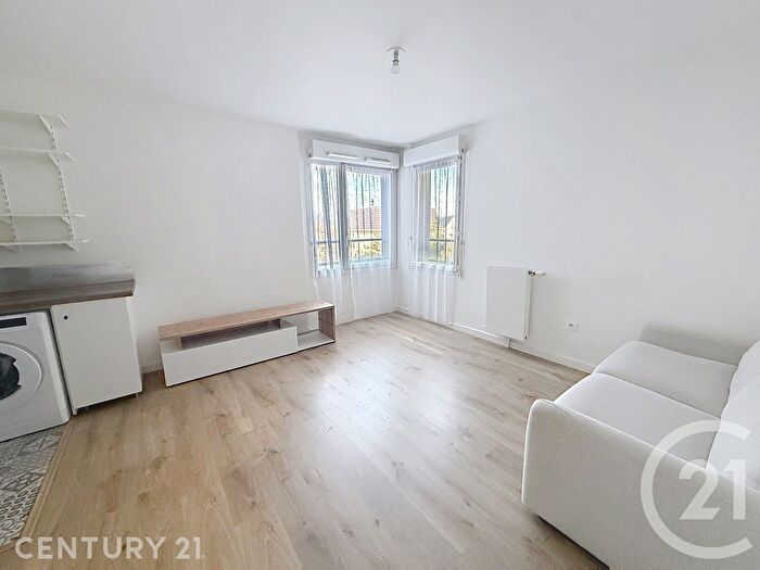 Appartement 1 pièce à louer à Noisy-le-Grand, Centre-ville