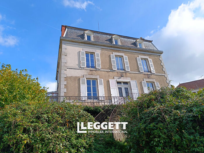 Maison à vendre - Auzances - 11 pièces - 7 chambres