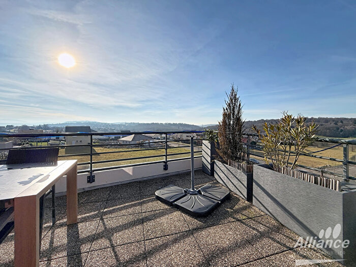 Appartement à vendre - Montbéliard, Faubourg, Mont-Chevis, Chiffogne, Citadelle - 4 pièces - 3 chambres