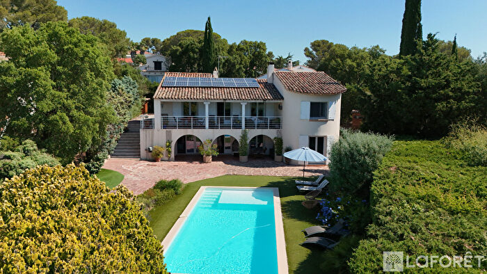 Maison 7 pièces à Saint-Raphaël, Plateau Notre-Dame, à vendre