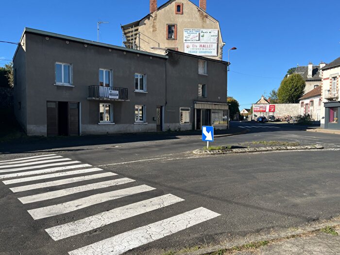 Maisons à vendre et appartements à louer - 2