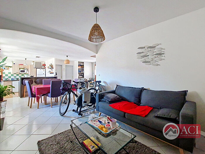 Gasny - Appartement 4 pièces à vendre