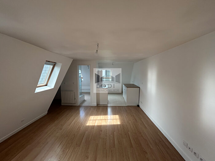 Appartement 1 pièce à vendre à Paris 9ème, Clichy, Trinité