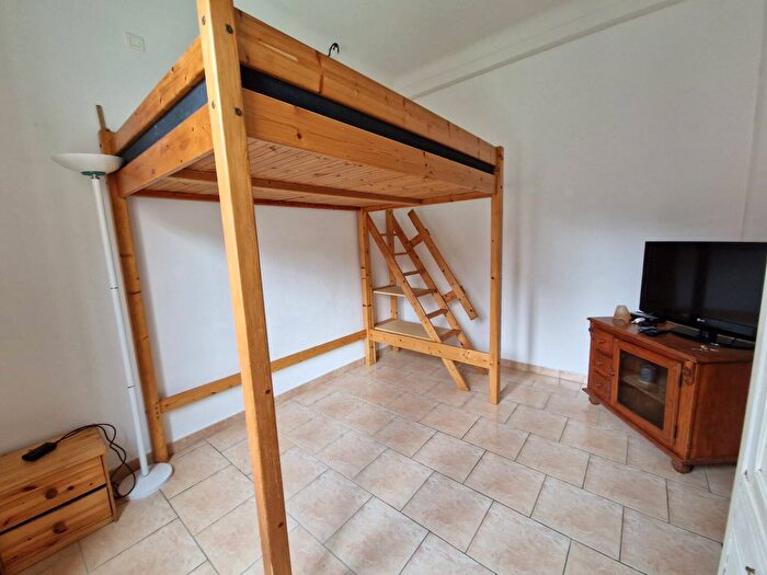 Appartement à louer - Roquebillière - 1 pièce