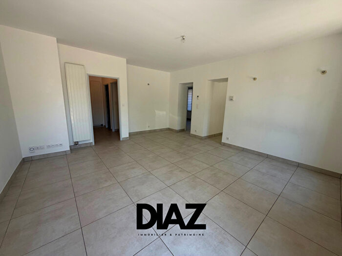 Appartement 3 pièces à vendre - Nîmes, collines