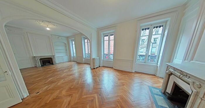 Appartement à louer - Lyon e , Mutualité, Préfecture, Moncey - 5 pièces - 4 chambres