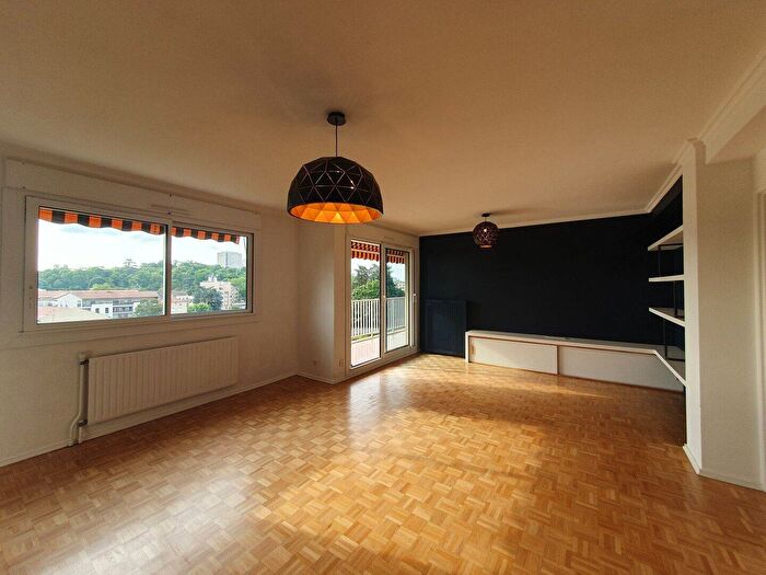Glaciere-Jomard, Oullins-Pierre-Bénite - Appartement 4 pièces à louer