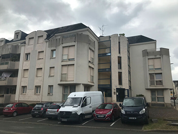 Appartement à louer - Angers, Saint-Serge, Ney, Chalouère - 4 pièces - 3 chambres