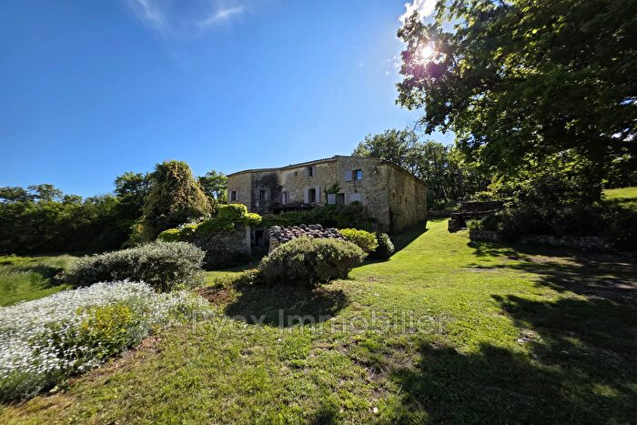 Maison 10 pièces à vendre - Simiane-la-Rotonde