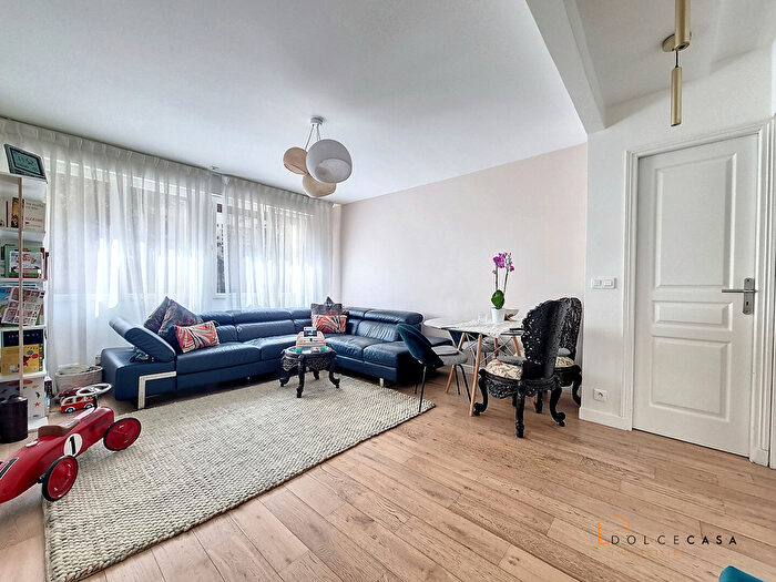 Appartement à louer - Nogent-sur-Marne, Le Port sous La Lune - 3 pièces - 2 chambres