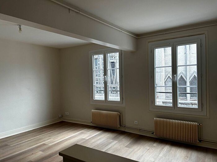 Saint Marc-Croix de Pierre-Saint Nicaise, Rouen : Appartement 3 pièces à louer